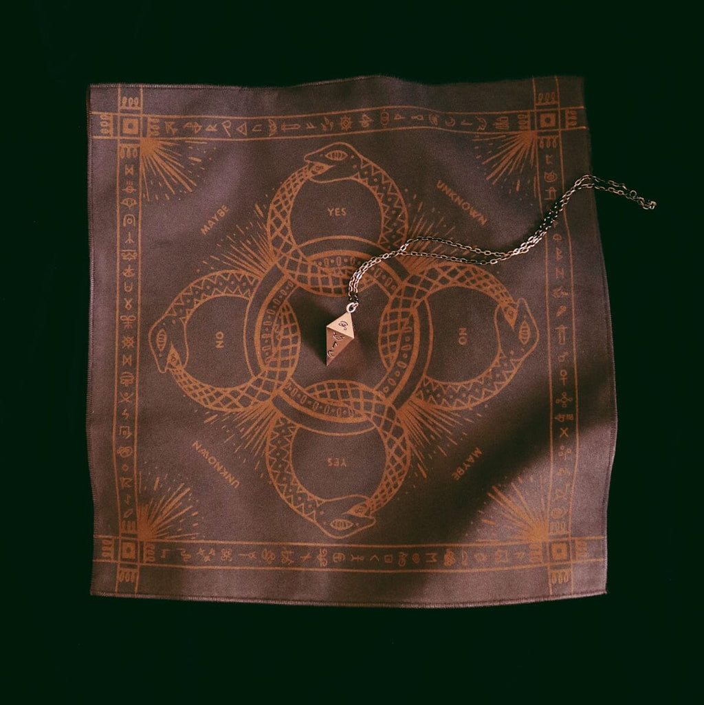 Green Glyphs Grounding Kit | Green Glyhs Pendulum and Rune Dice by James R. Eads – Prisma Visions